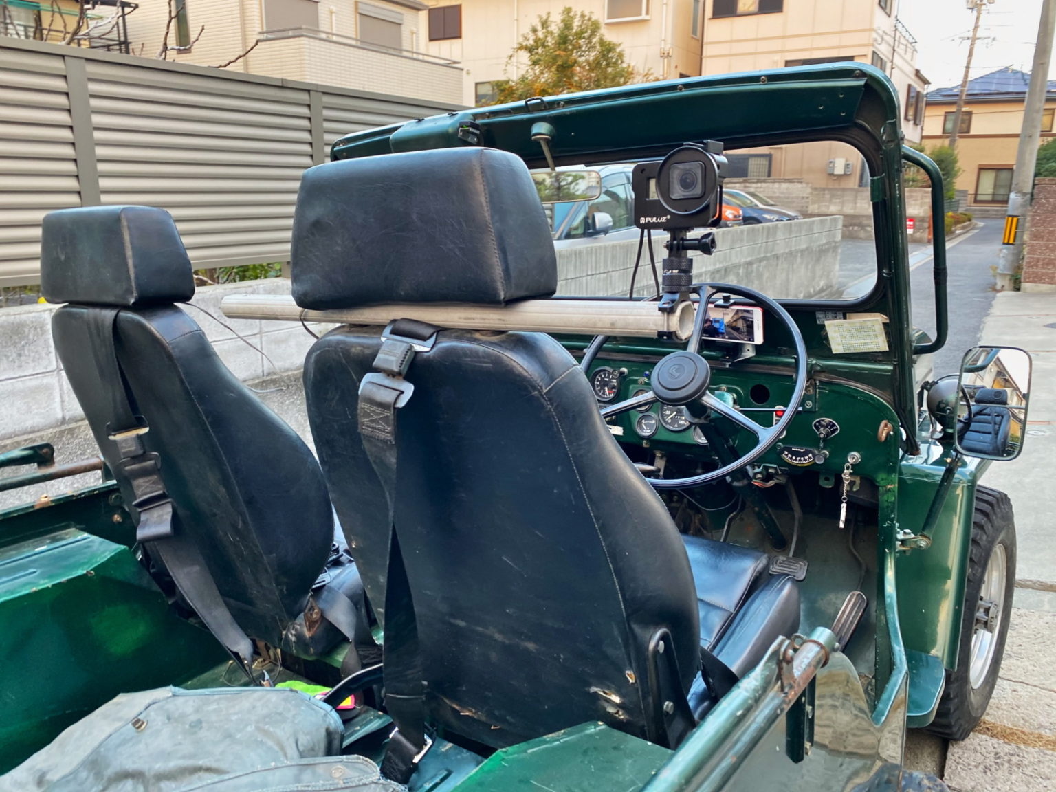 JeepにGoProをセット – AWL Action